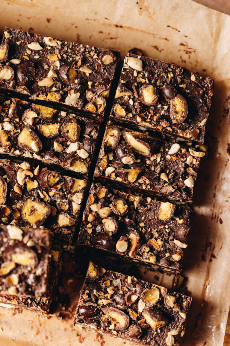 No-bake Hedgehog Slice